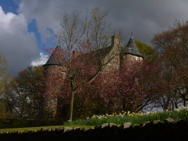 Benholm’s Lodge or The Wallace Tower – Riverbank School